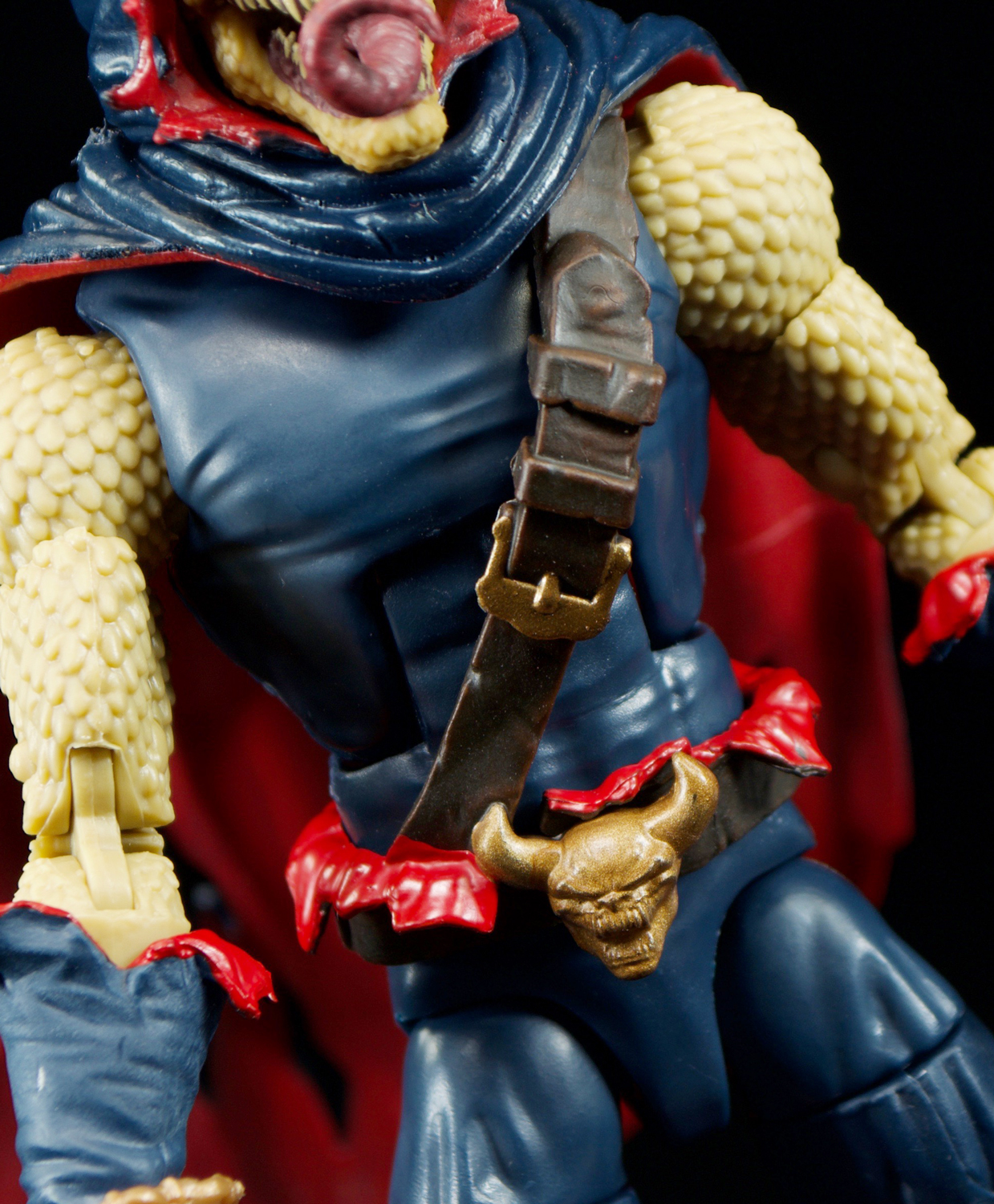 Hasbro: Marvel Legends Demogoblin, Spider-Armor MK III, Superior ...