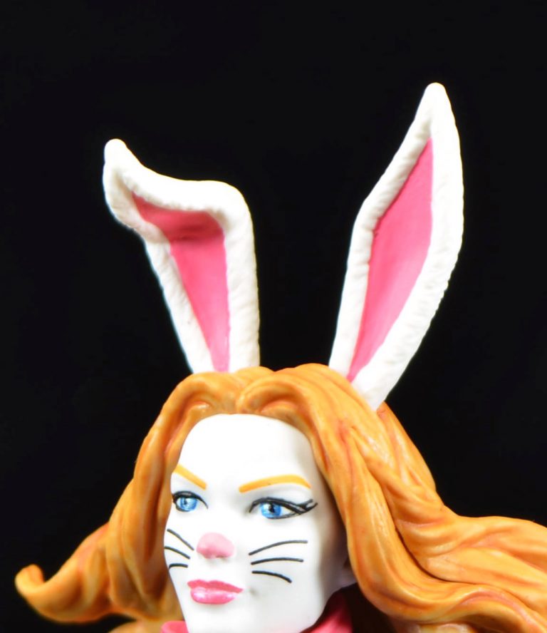 Hasbro-Marvel-Legends-Demogoblin-Series-White-Rabbit-Review-ears