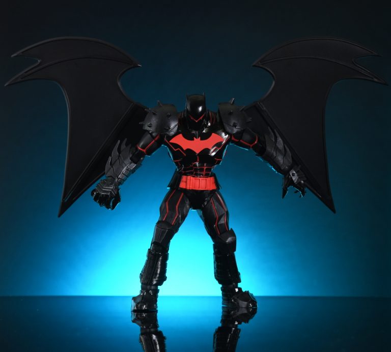McFarlane Toys: DC Multiverse Batman Hellbat Suit Review