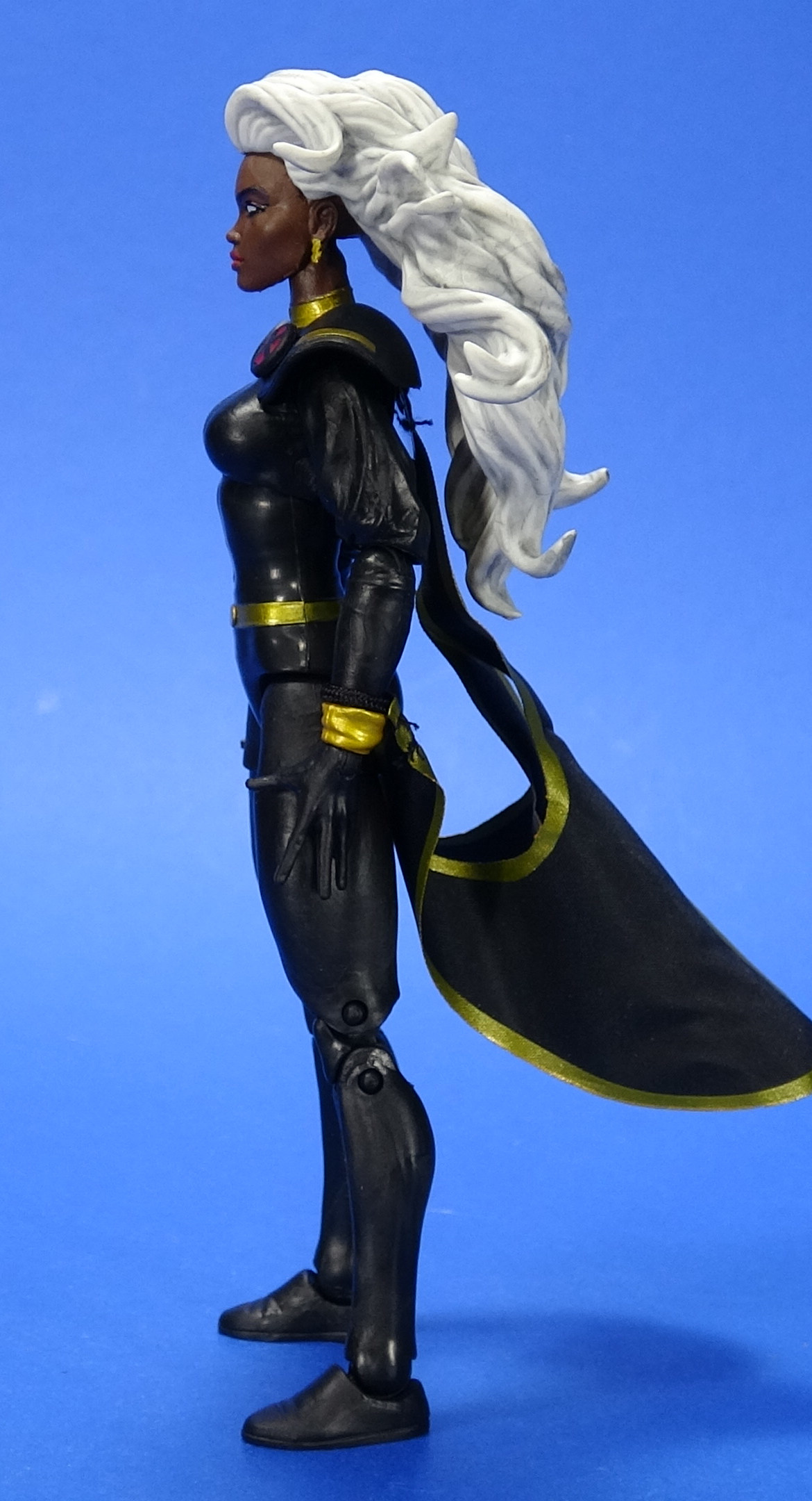 Hasbro: Marvel Legends Fan Channel Black Costume Storm Review