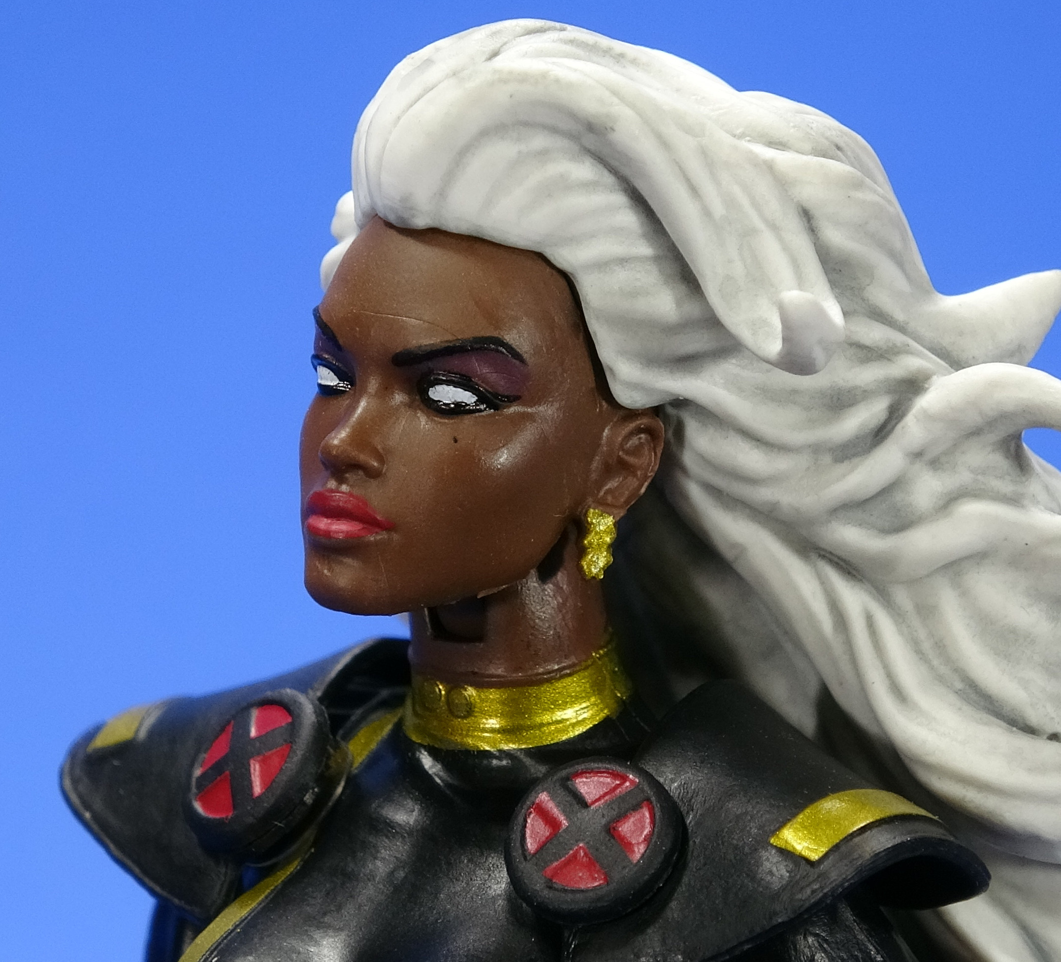 Hasbro: Marvel Legends Fan Channel Black Costume Storm Review
