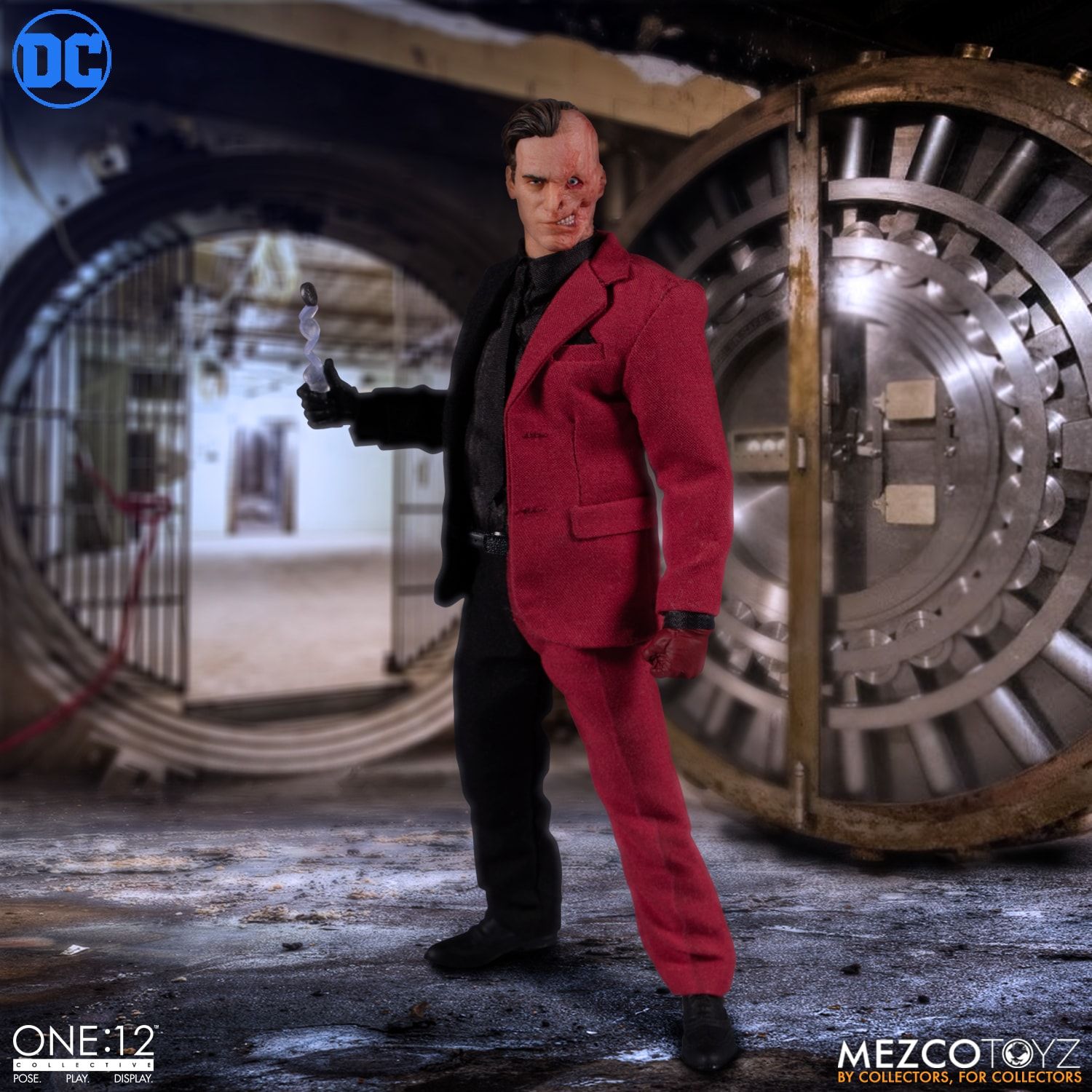 Mezco One:12 Collective DC Two-Face Promo Images and Pre-Order