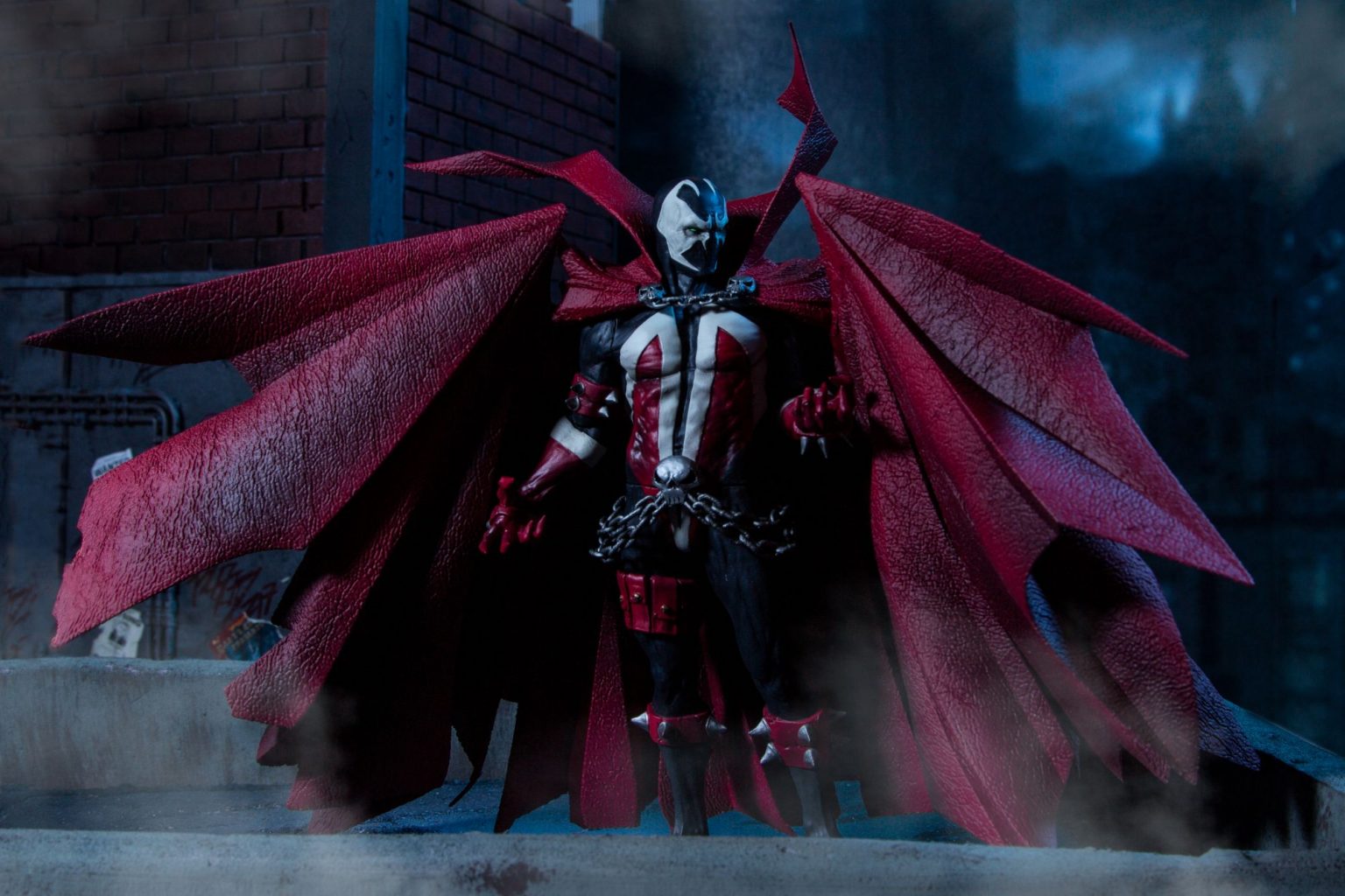 McFarlane Toys: Original Spawn Action Figure and Comic Remastered (2020 ...