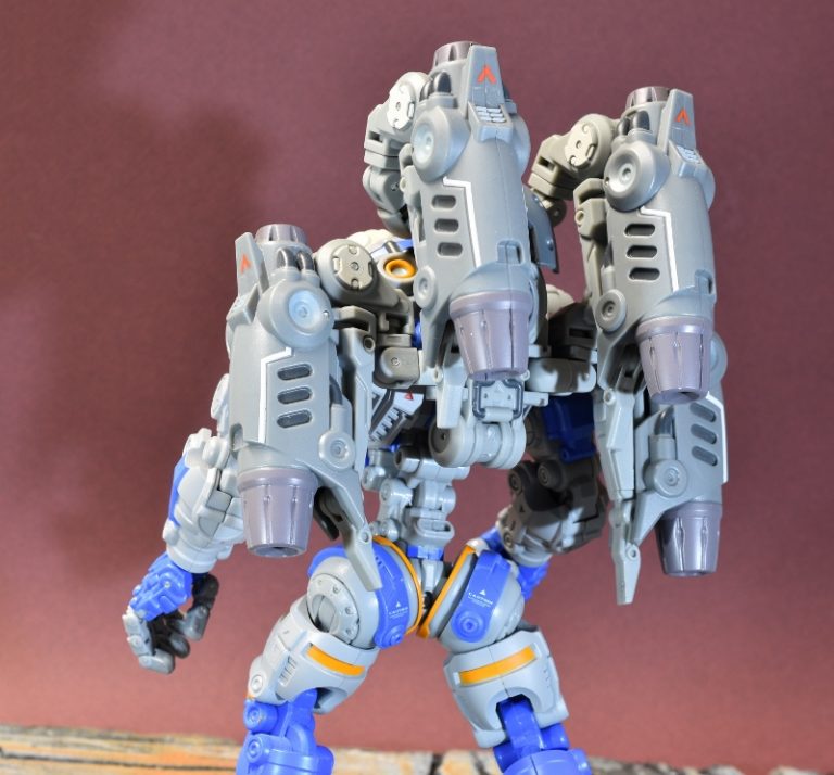 Toy Notch: Astrobots Tarantula and Wasp Two-Pack Review