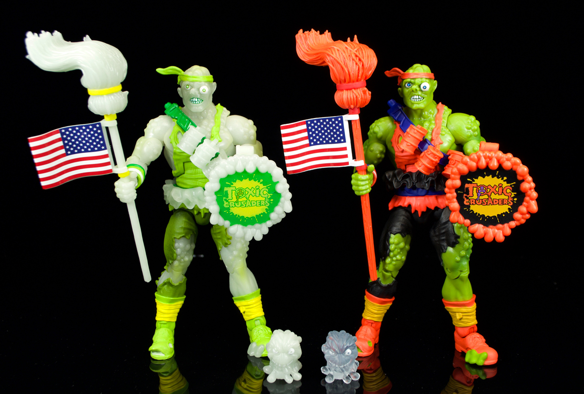 Super-7-ULTIMATES-Toxic-Crusaders-Glow-In-the-Dark-Toxie-Review-compare