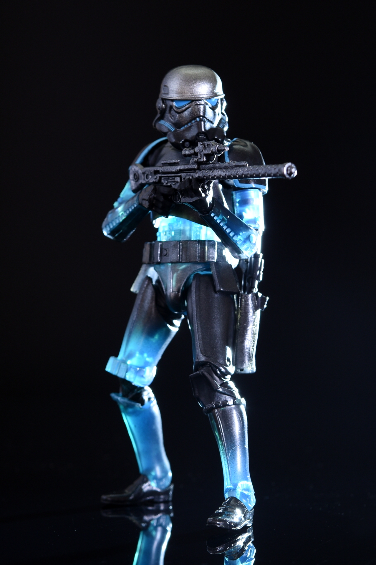 Hasbro: Star Wars Black Series Gaming Greats Shadow Stormtrooper Review