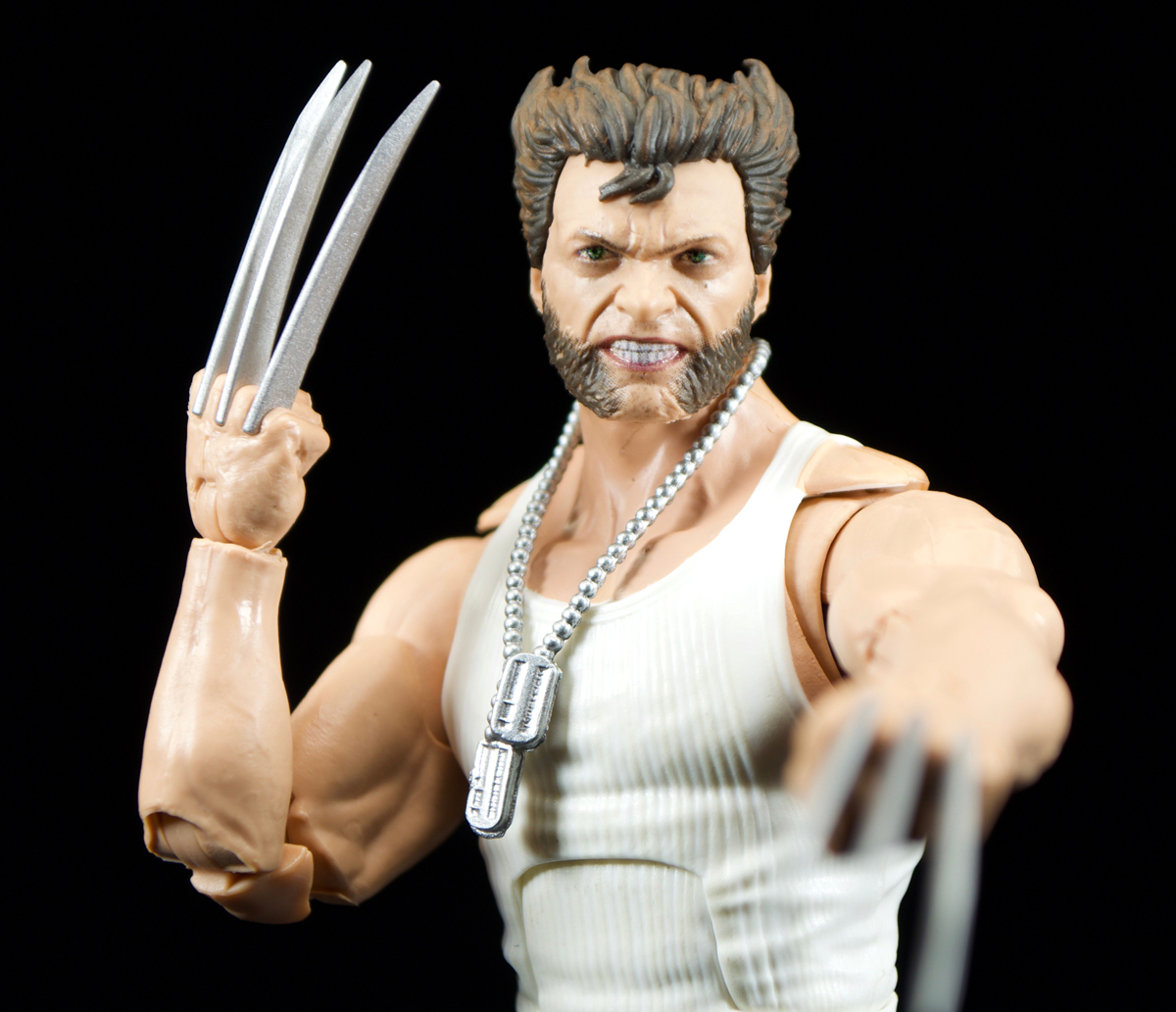 Hasbro-Marvel-Legends-Fox-X-Men-Wolverine-Review-low-2