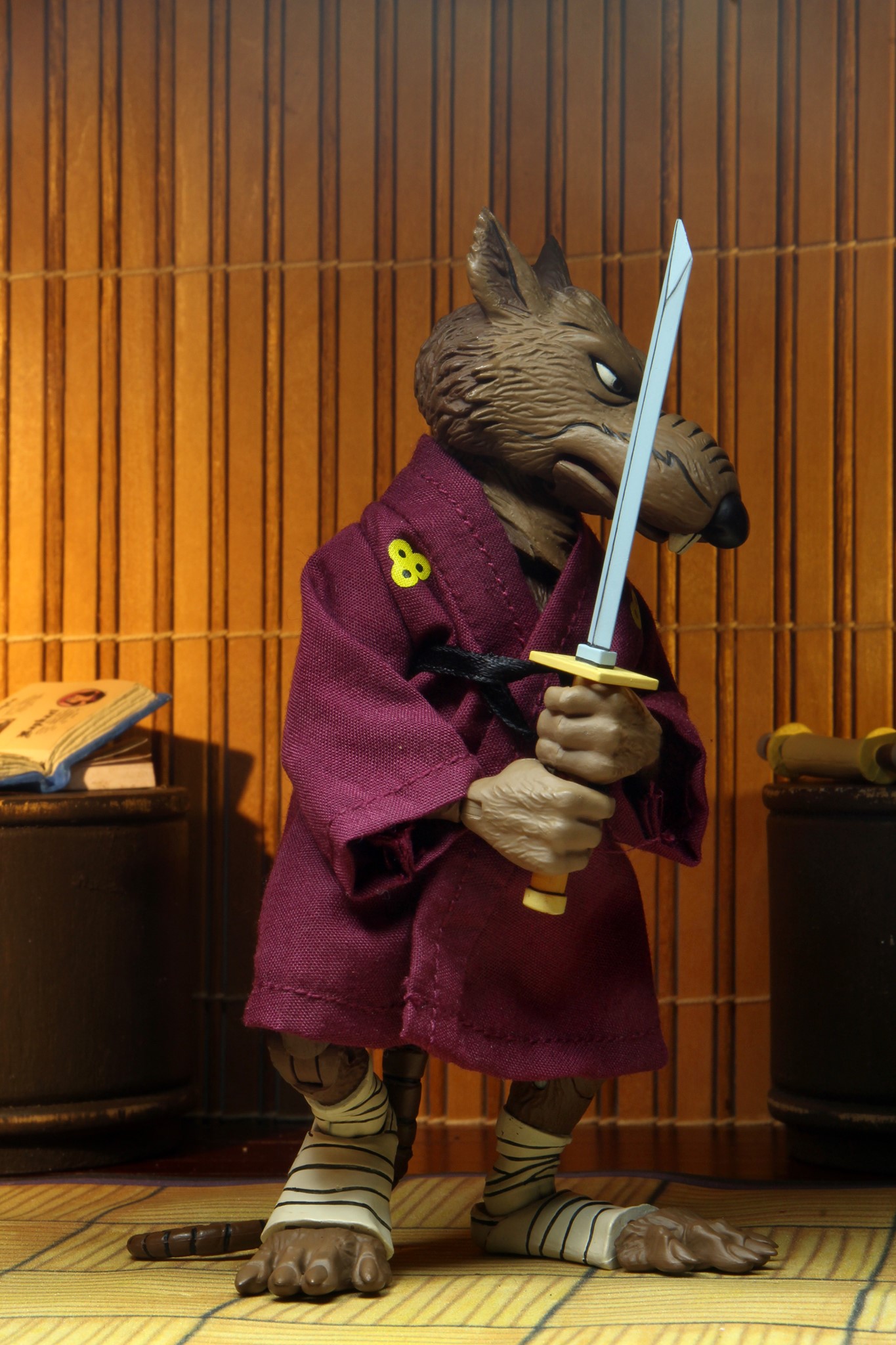 NECA: Teenage Mutant Ninja Turtles #TurtleTuesday Splinter and Baxter ...