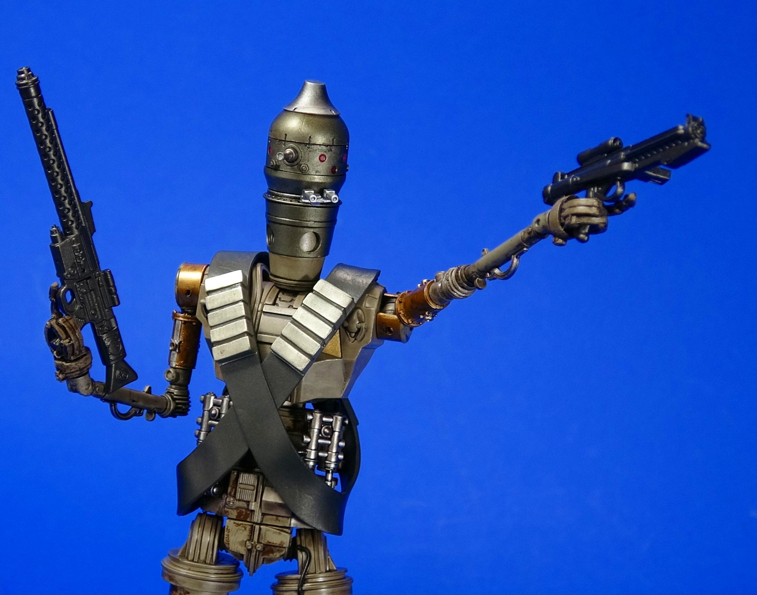 Bandai: S.H. Figuarts Star Wars Mandalorian IG-11 Video Review and ...