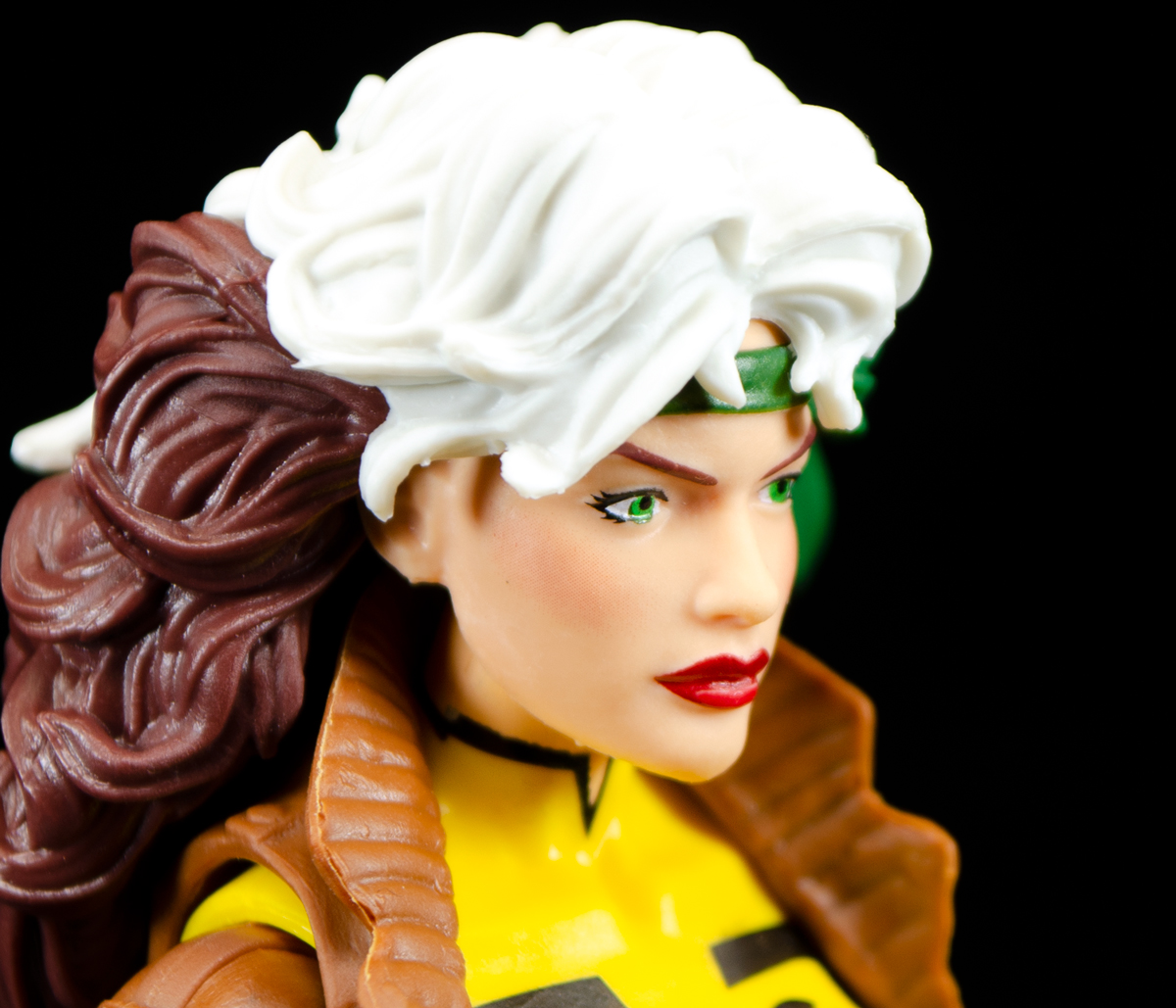 Hasbro: Marvel Legends X-Men Retro Series Rogue and Gambit Review