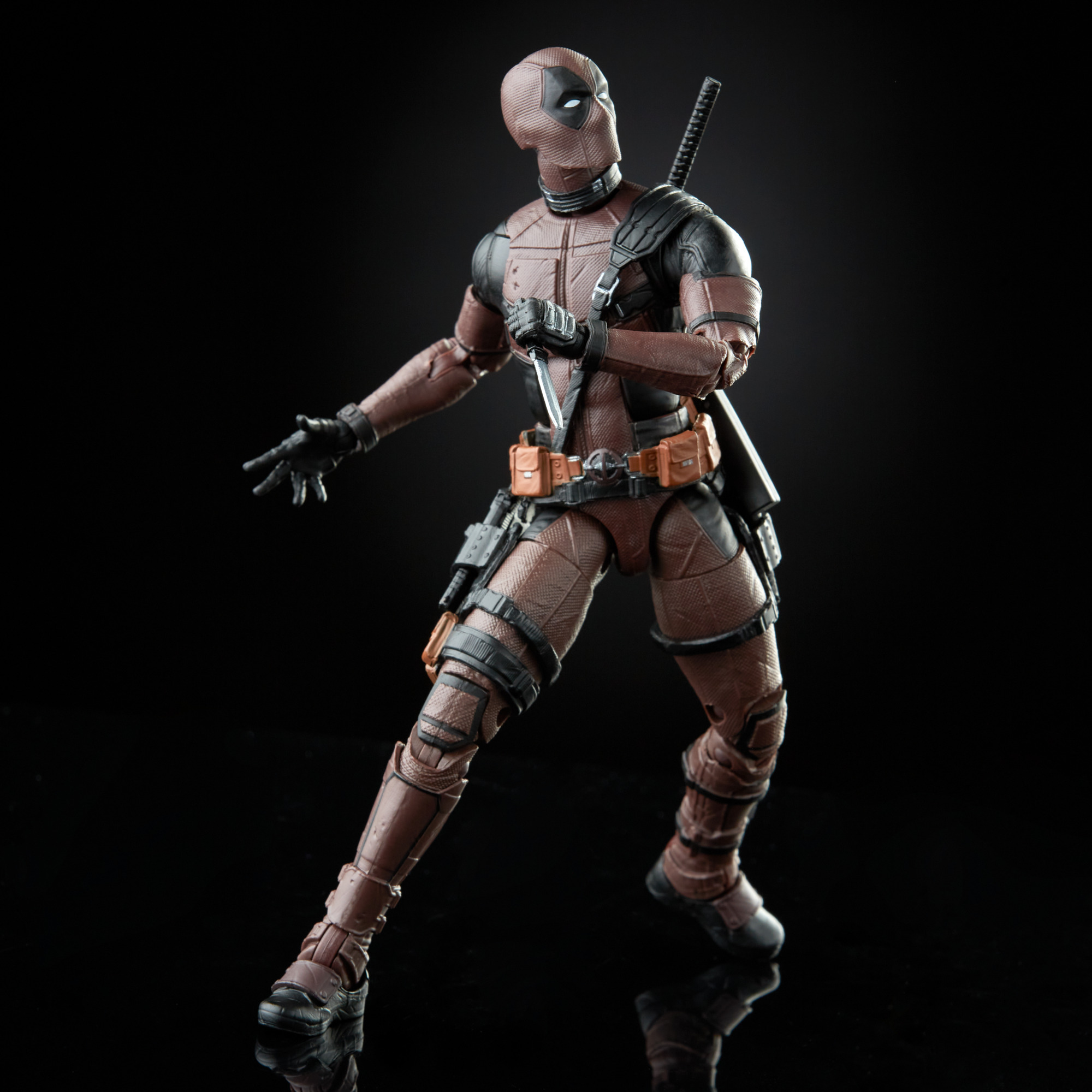 Hasbro: Marvel Legends Dusty Deadpool, Silver Surfer, and House of X Hi ...