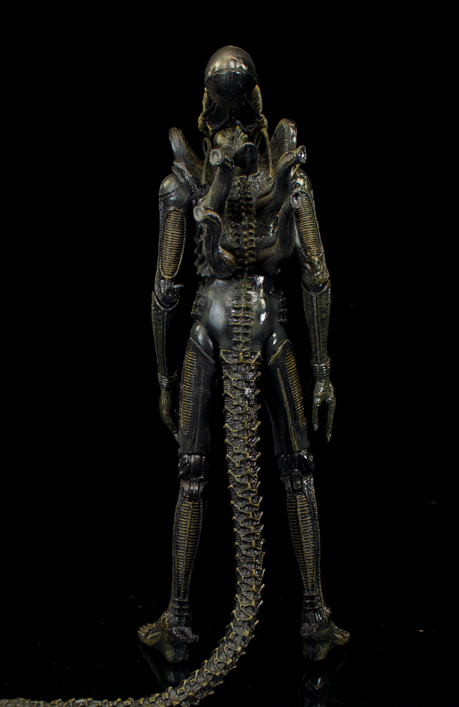 NECA-Alien-40th-Anniversary-Series-3-Review-Big-Chap-back