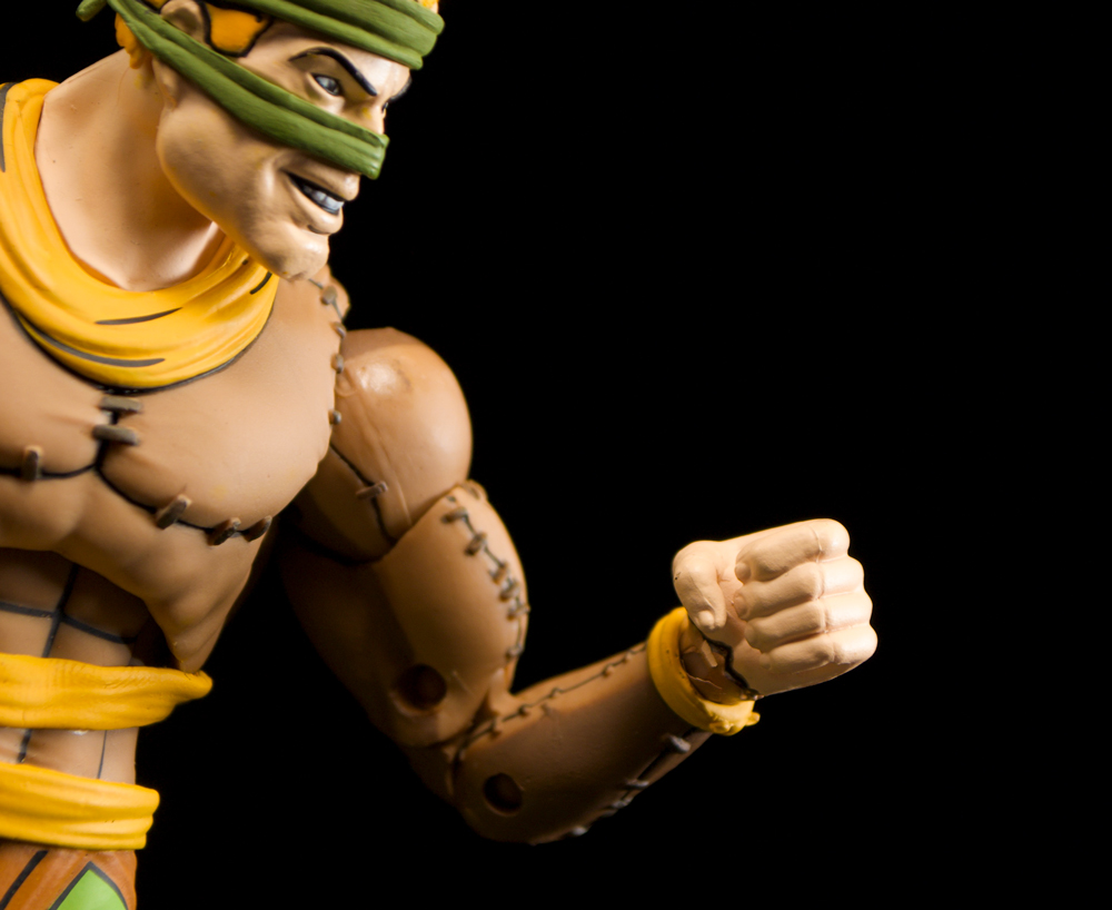 NECA-Teenage-Mutant-Ninja-Turtles-Target-Rat-King-Review-flute-grip
