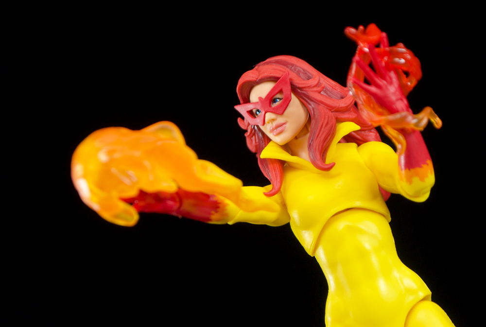 Hasbro-Marvel-Legends-Firestar-Review-fire-ball