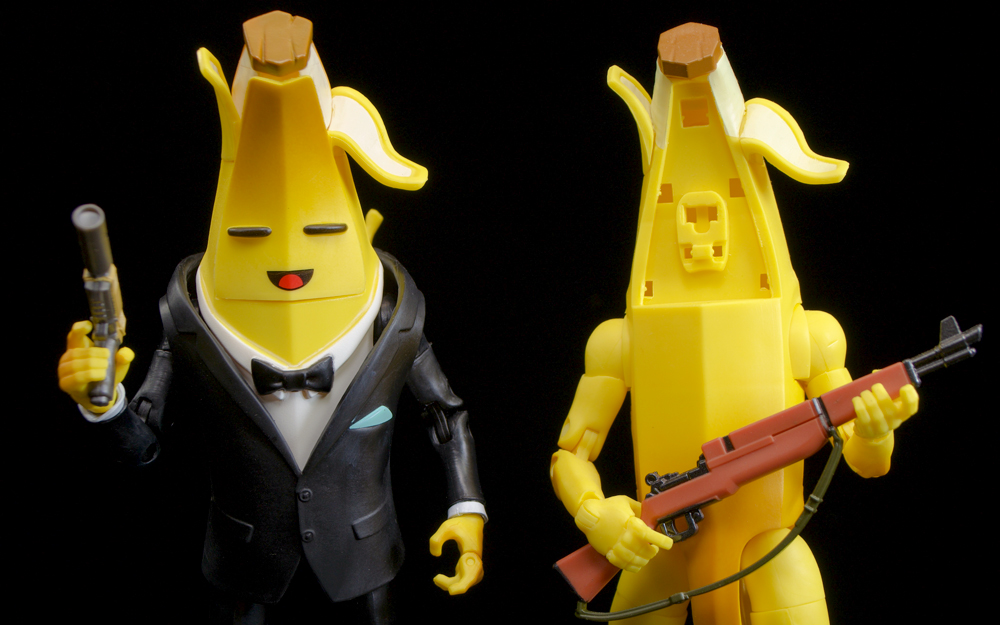 Jazwares-Fortnite-Legendary-Series-Agent-Peely-Review-swap