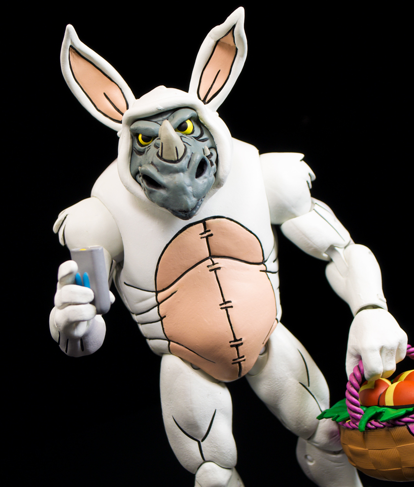 NECA: Teenage Mutant Ninja Turtles Loot Crate Bunny Suit Rocksteady and ...