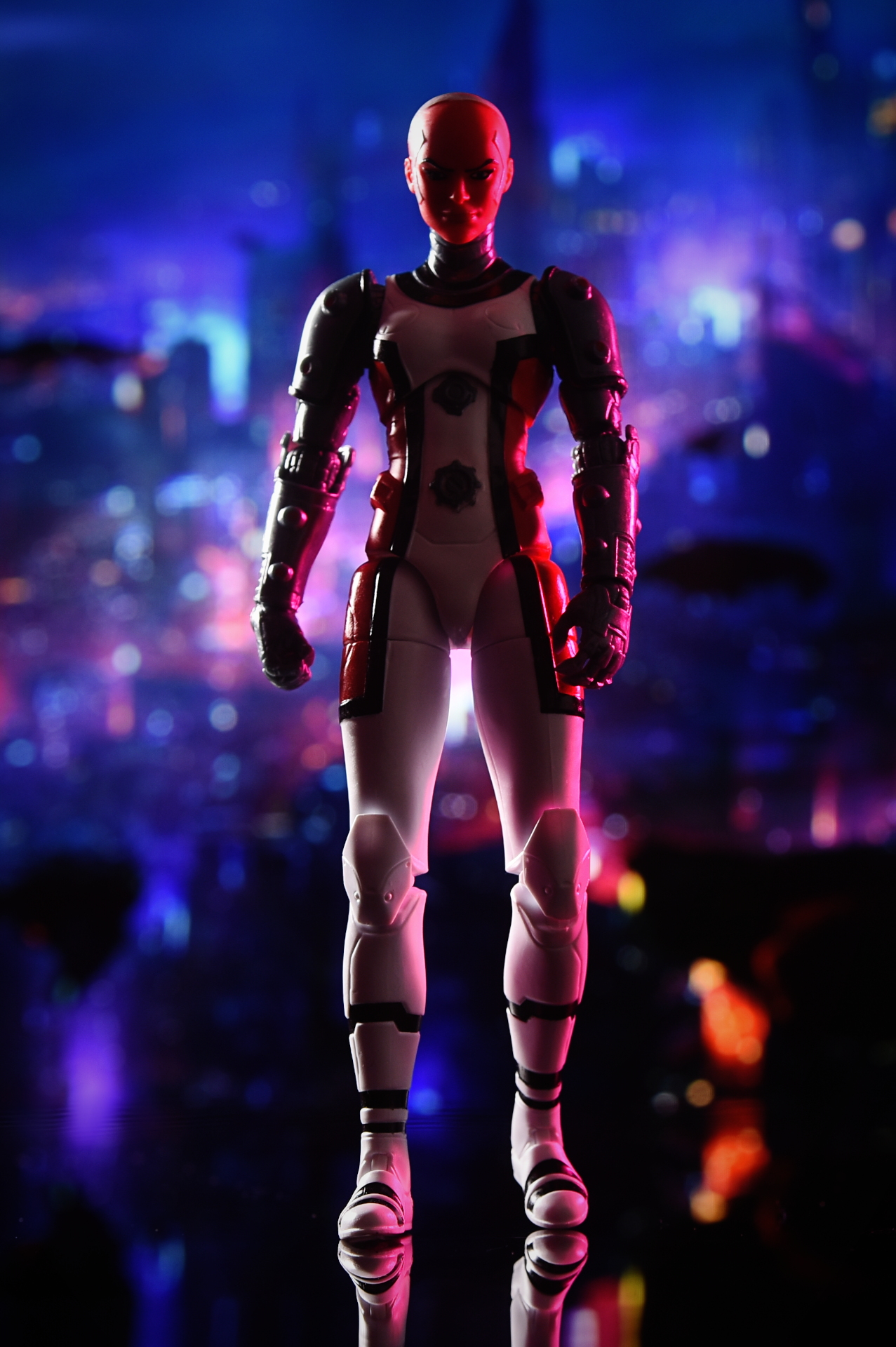 Hasbro: Marvel Legends Omega Sentinel Review