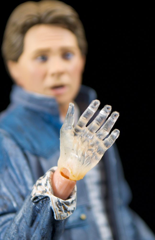 NECA-Back-to-the-Future-Audition-Marty-McFly-Review-clear-hand