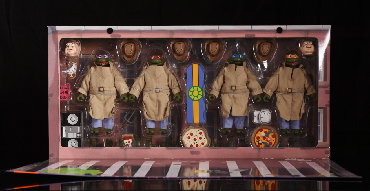 NECA: Teenage Mutant Ninja Turtles Turtles in Disguise Review