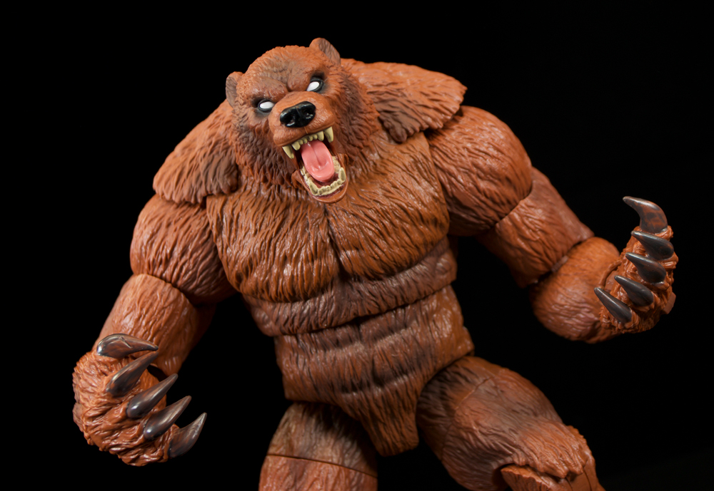 Hasbro-Marvel-Legends-Ursa-Major-Revew-roar-1