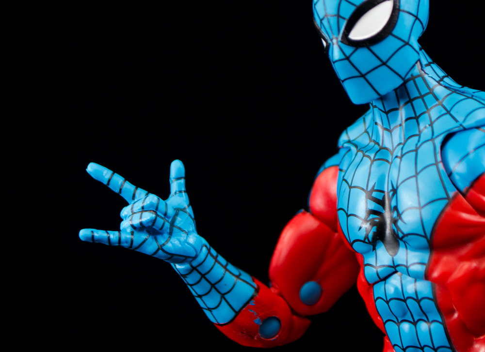 Hasbro: Marvel Legends Retro Series Web-Man Review