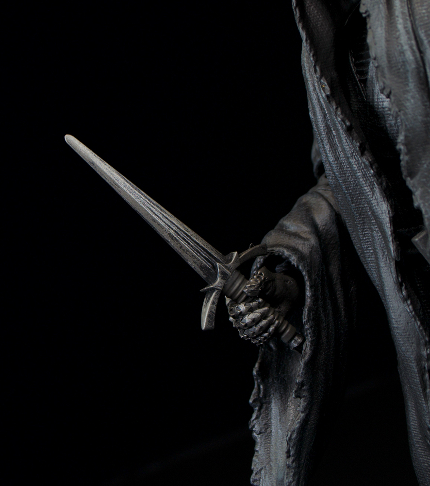 Diamond Select: Lord of the Rings Frodo Baggins and Nazgul Review