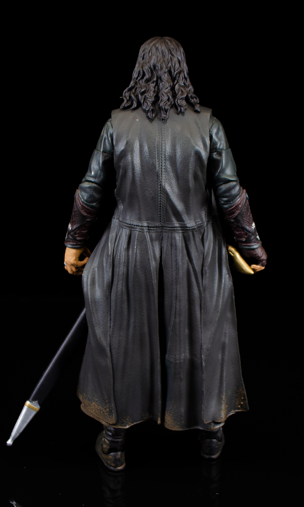 Diamond Select: Lord of the Rings Select Aragorn and Moria Orc Action ...