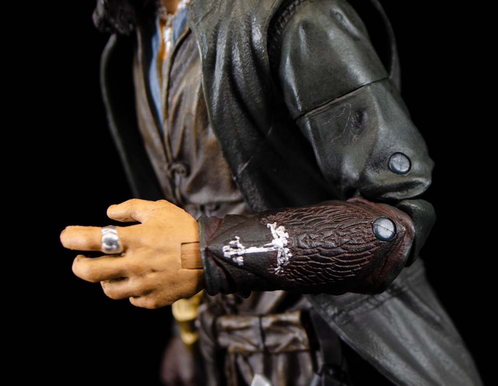 Diamond Select: Lord of the Rings Select Aragorn and Moria Orc Action ...