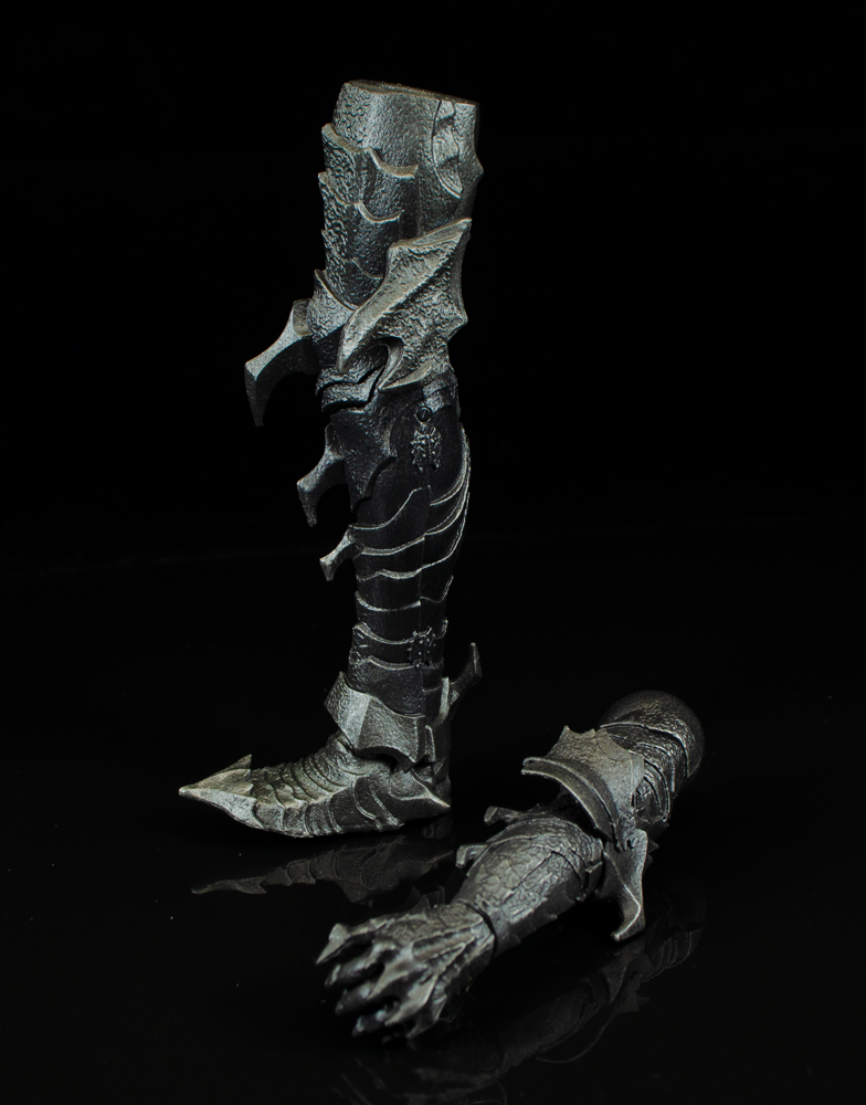 DST-Diamond-Select-Lord-of-the-Ringes-Aragorn-Review-sauron-parts