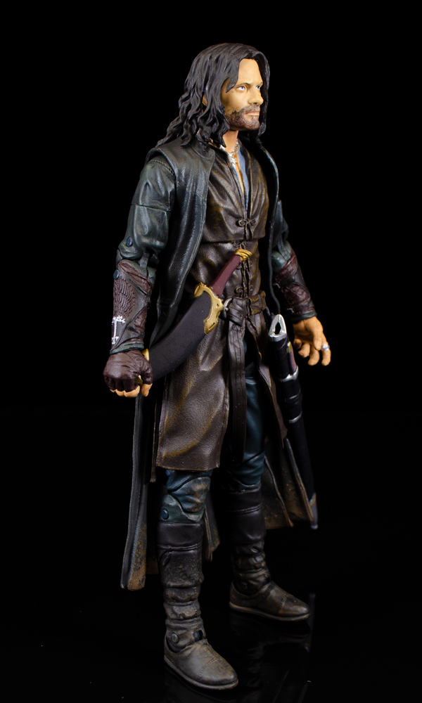 Diamond Select: Lord of the Rings Select Aragorn and Moria Orc Action ...