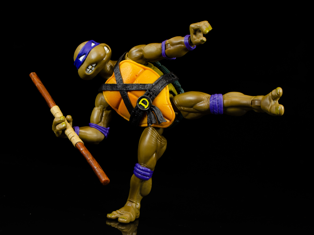 Super7-Teenage-Mutant-Ninja-Turtles-ULTIMATES-Donatello-Action-Figure ...