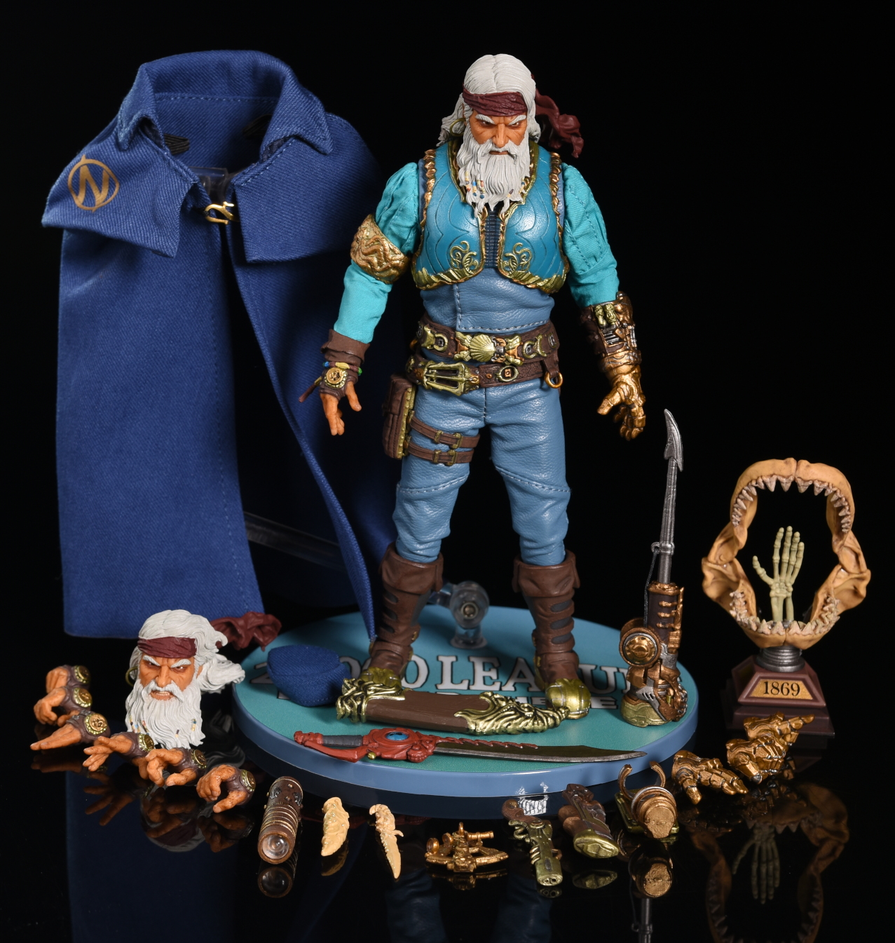 Mezco: One:12 Collective Captain Nemo
