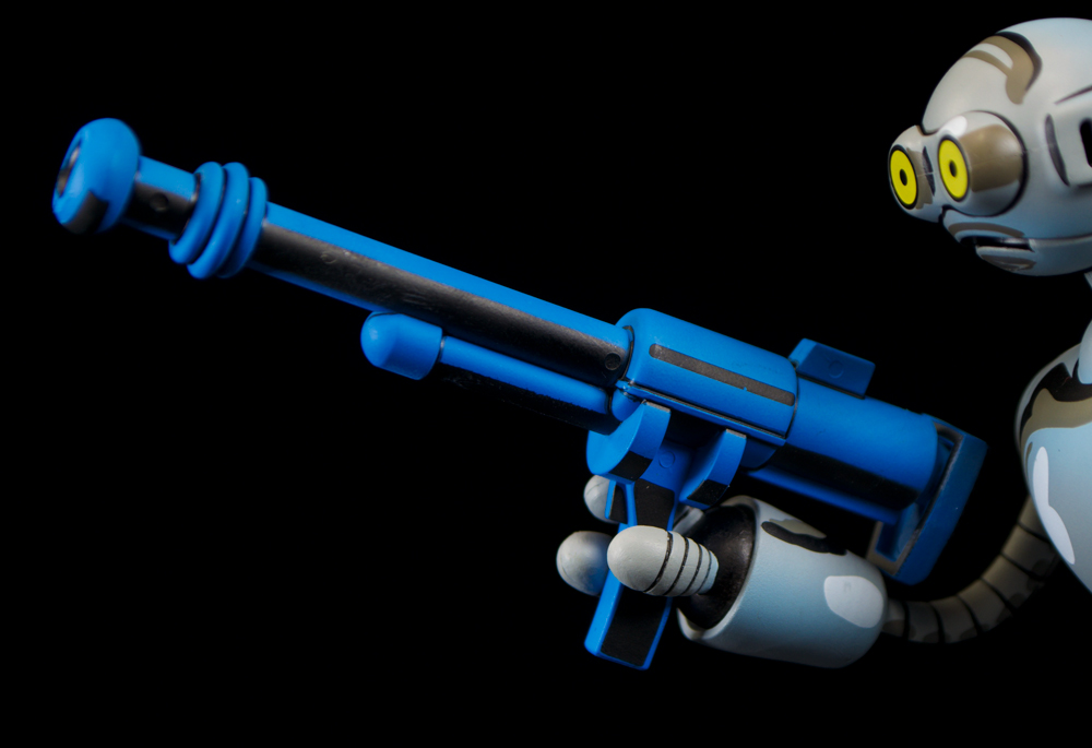 NECA-Teenage-Mutant-Ninja-Turtles-Mirage-Fugitoid-Review-gun-3