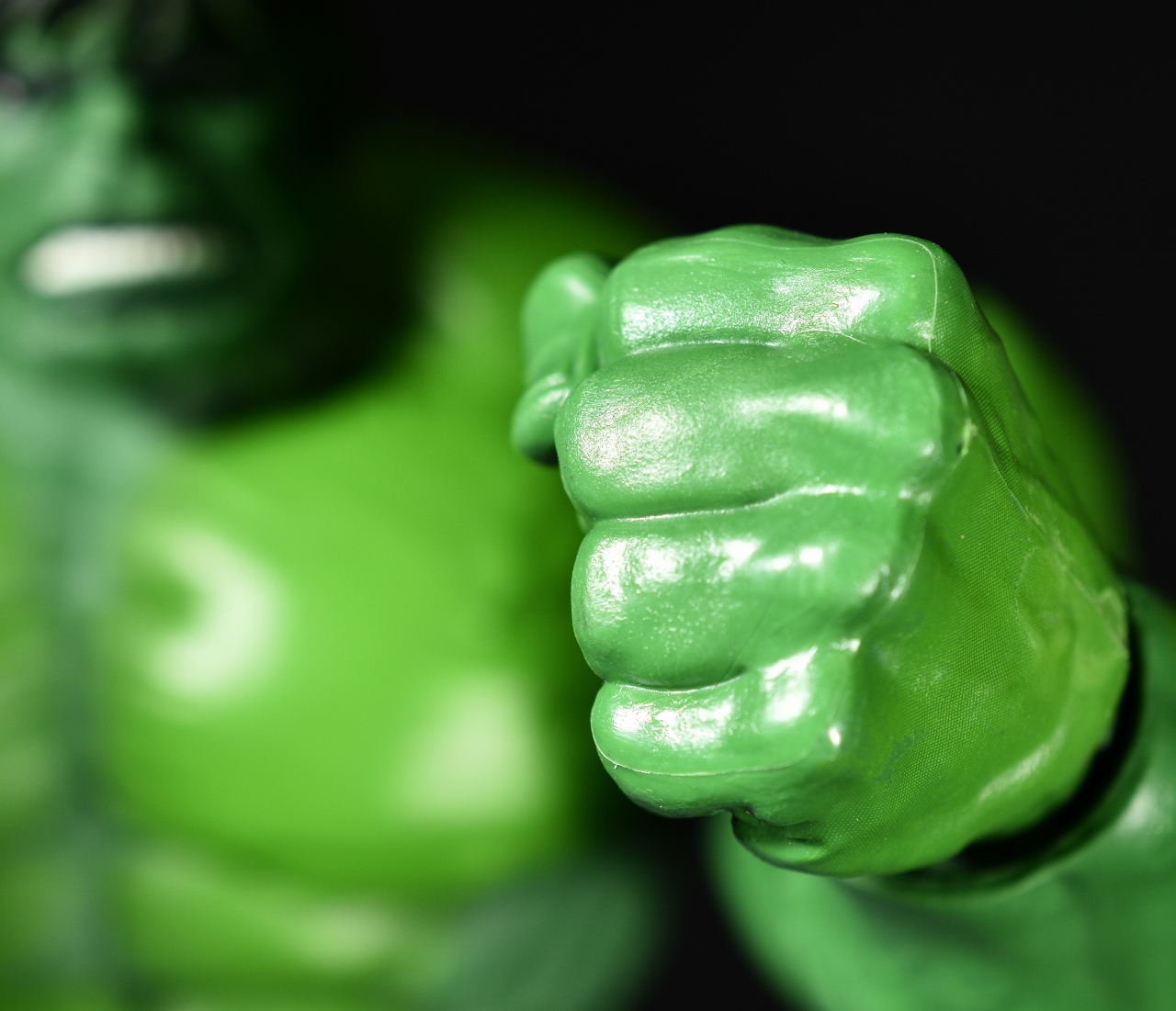 Hasbro: Marvel Legends 20th Anniversary Hulk Review