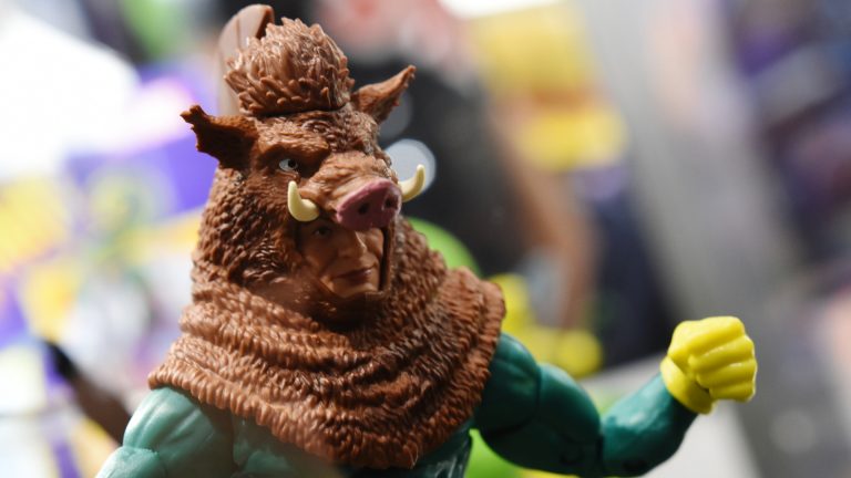 Hasbro — Walmart Exclusive Thor 6-inch Series Loki