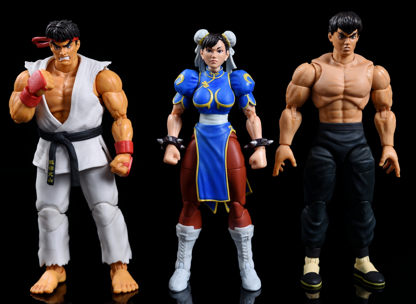 Jada Toys: Street Fighter II Chun-Li Review Jada Toys: Street Fighter II Chun-Li Review
