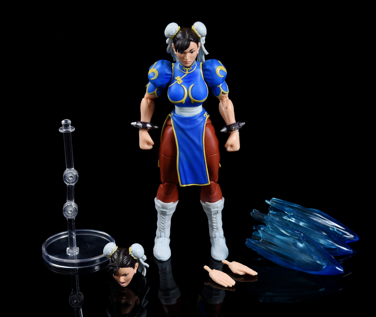 Jada Toys: Street Fighter II Chun-Li Review