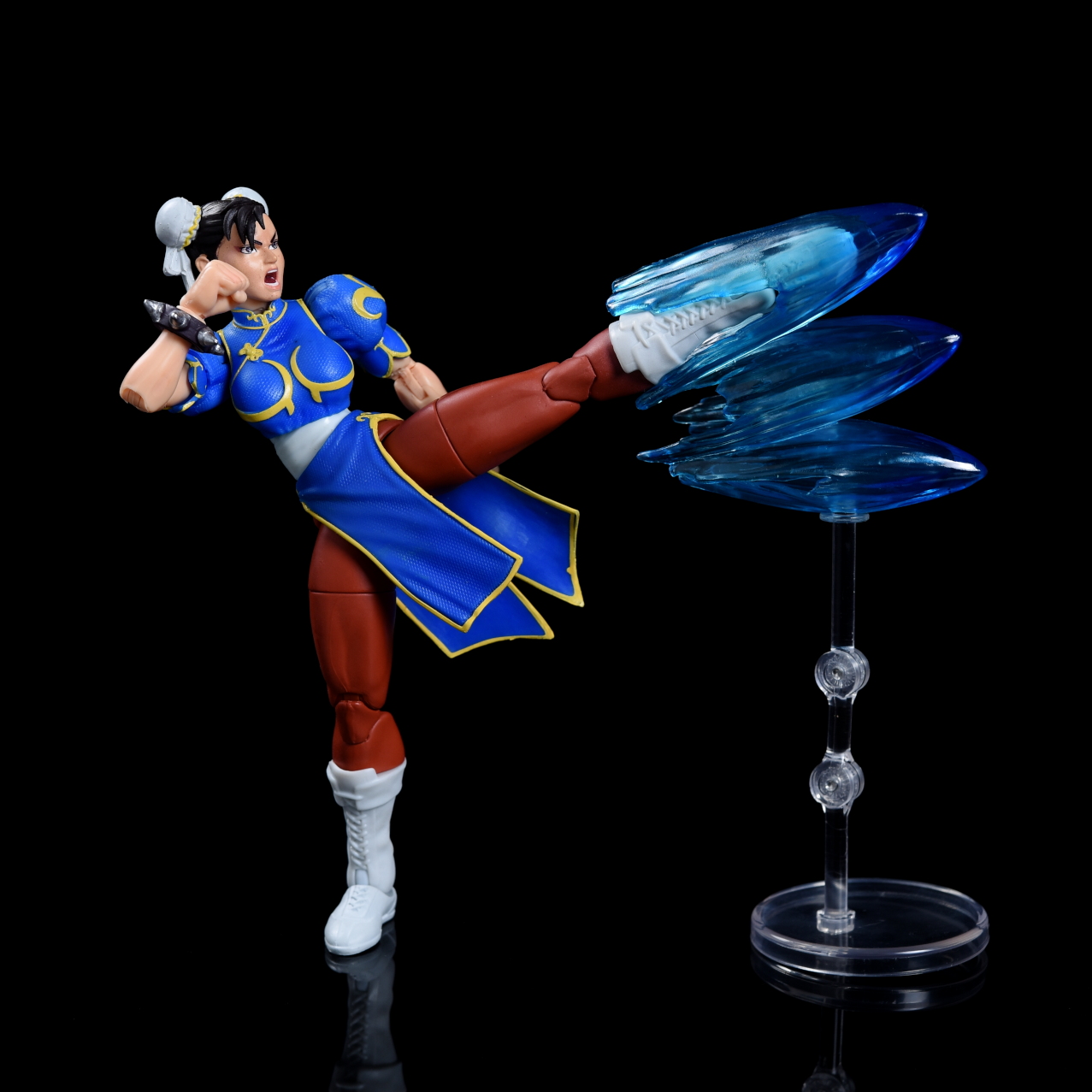 Jada Toys: Street Fighter II Chun-Li Review