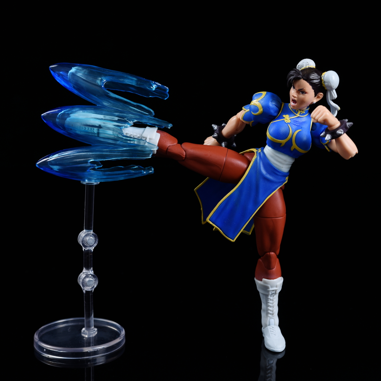 Jada Toys: Street Fighter II Chun-Li Review