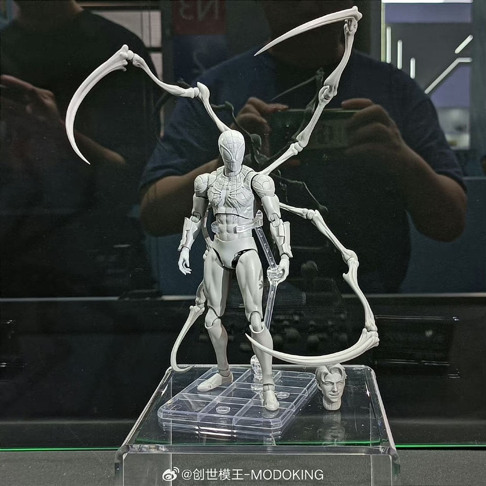 Modoking 112 Scale Avengers Superior Spider-Man Pre-Painted Model Kit ...