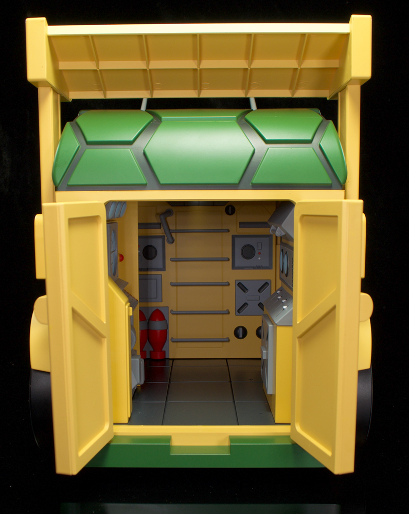 NECA Toys: Teenage Mutant Ninja Turtles Turtle Van First Look and Unboxing